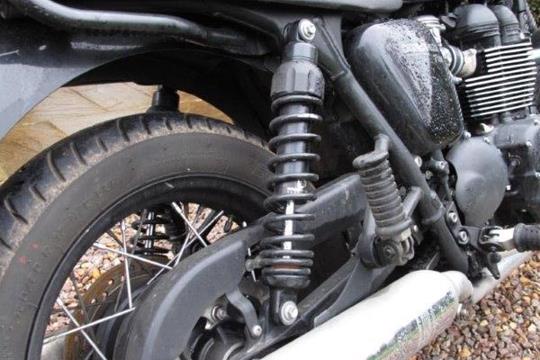 Triumph Scrambler Rear Shock Upgrade | Reviewmotors.co