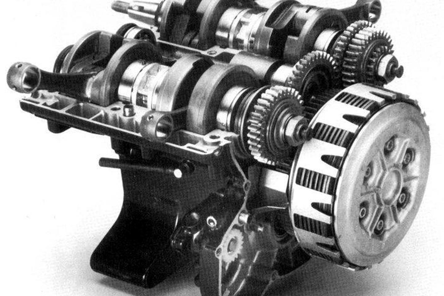 Picture story: Inside the heart of an RD500 | MCN