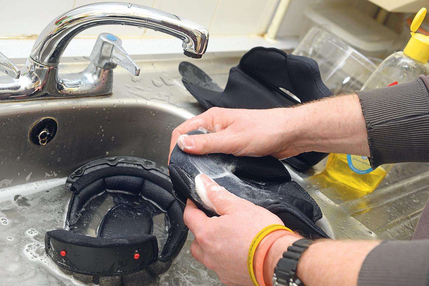 9 ways to make sure your riding kit is ready to go | MCN