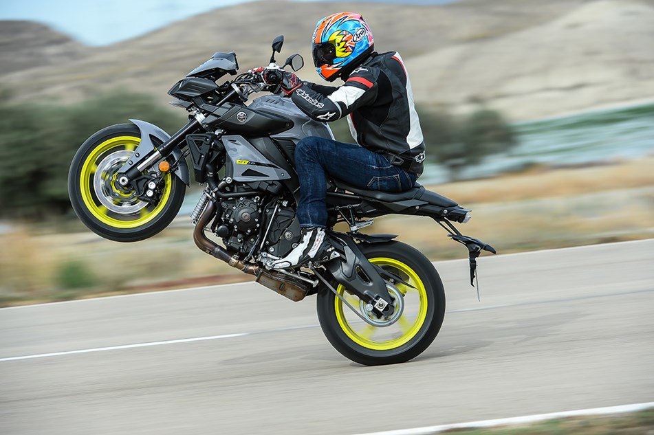 Yamaha MT 10 (2016-2021) Review | Speed, Specs & Prices | MCN