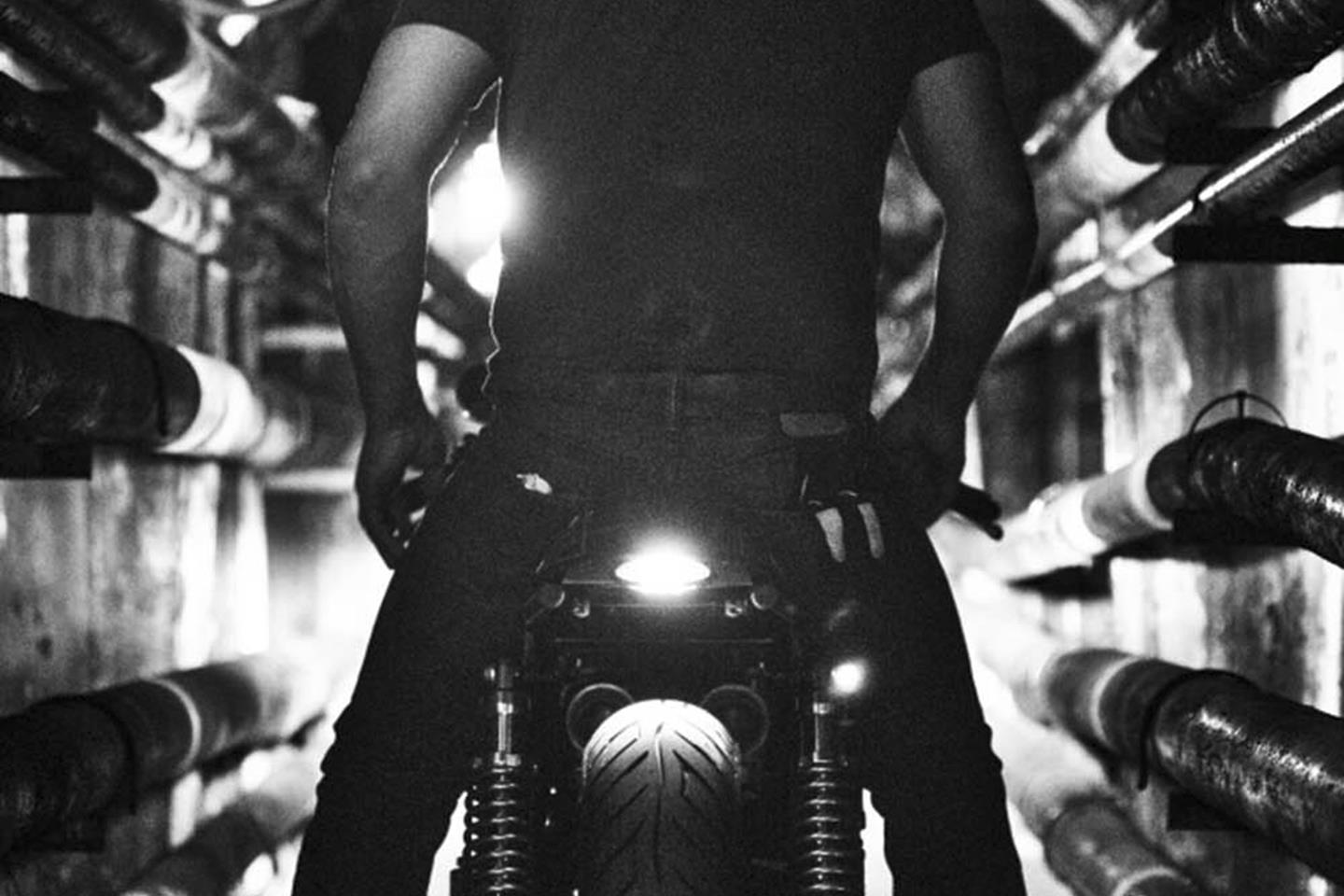 Celebrity juice: Ryan Reynolds' retro Triumph by Kott Motorcycles | MCN