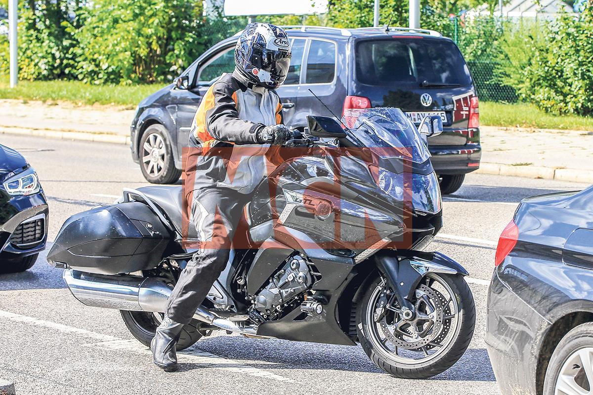 New BMW K1600GTL spied