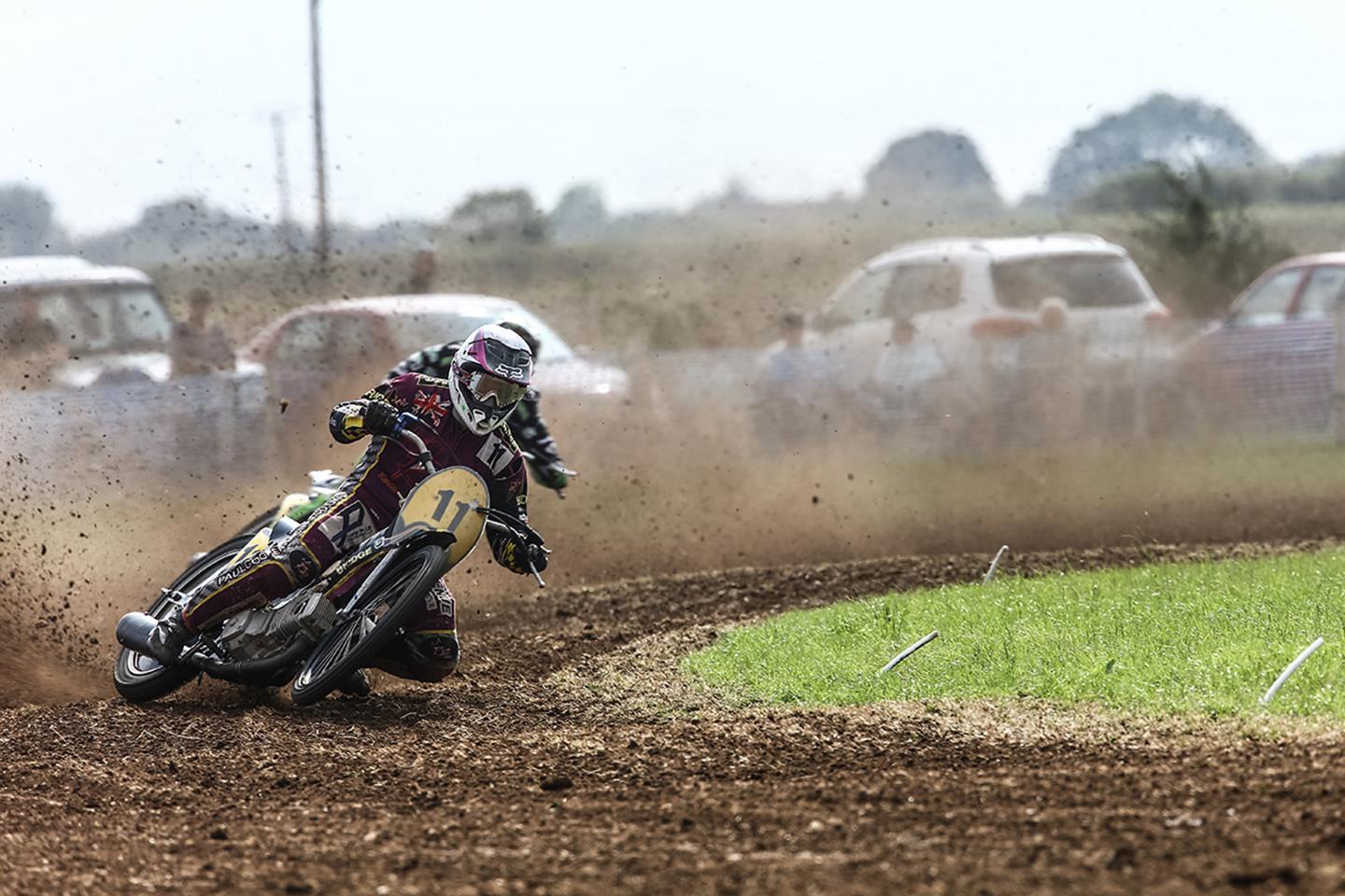 Gallery: Grasstrack racing at the Lincolnshire Poacher | MCN
