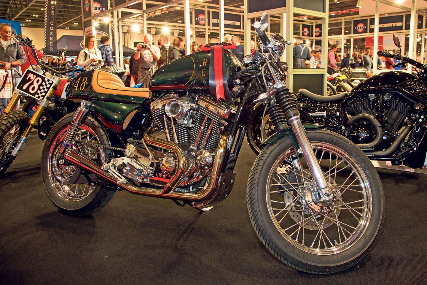 Battle of the builds at the Carole Nash MCN London show | MCN