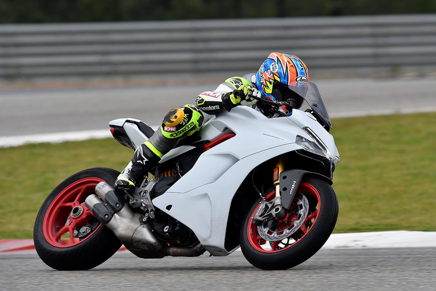 Gallery: 2017 Ducati SuperSport first ride | MCN