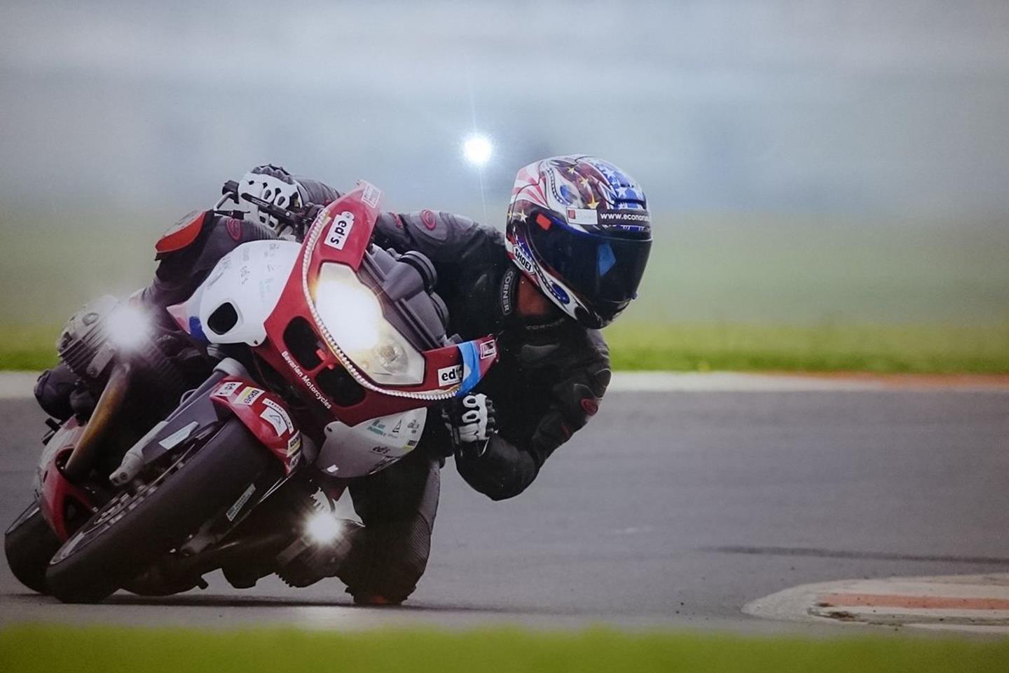 MCN users show us their knee down pics | MCN