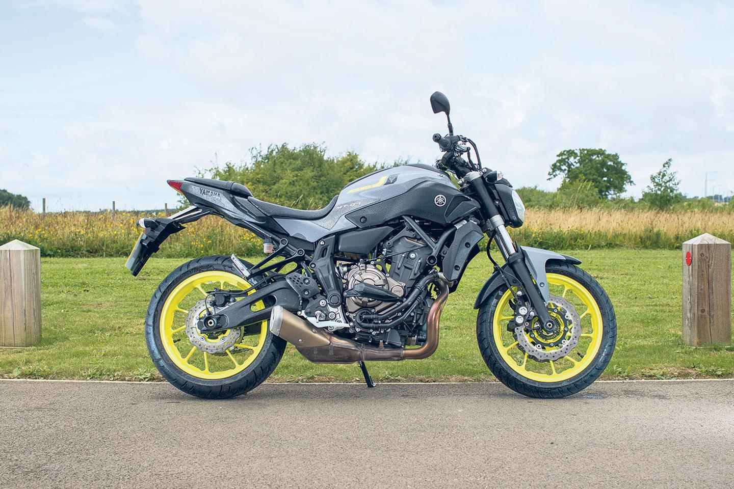 Gallery: Battle of the £7k 700s | MCN