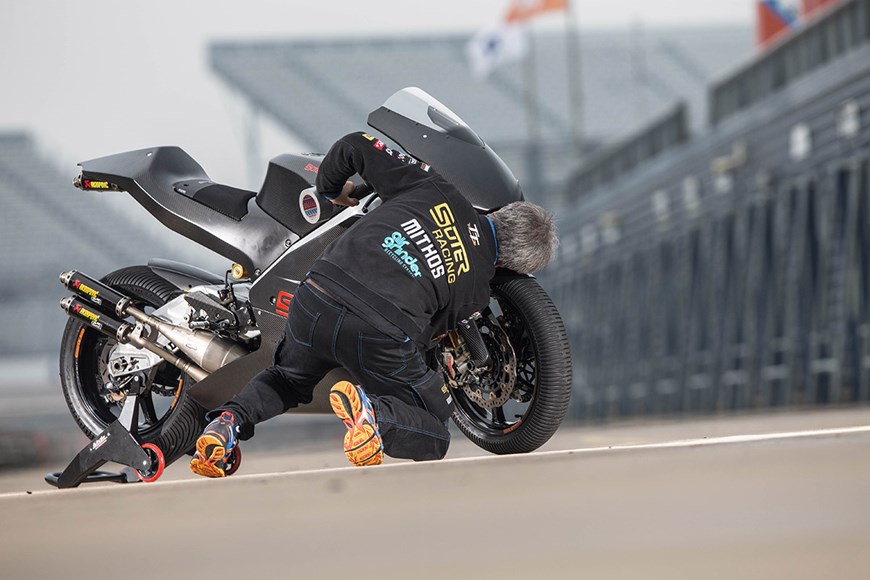 Gallery: Two-stroke heaven - the Suter MMX500 | MCN