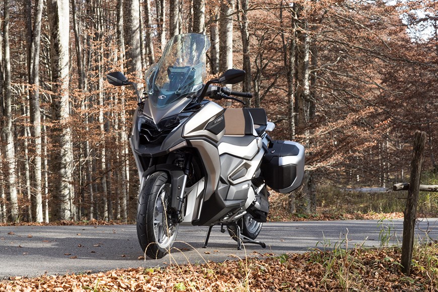 Kymco unveil three wheel concept | MCN