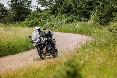 TRIUMPH TIGER 955I (2001-2006) Review | MCN