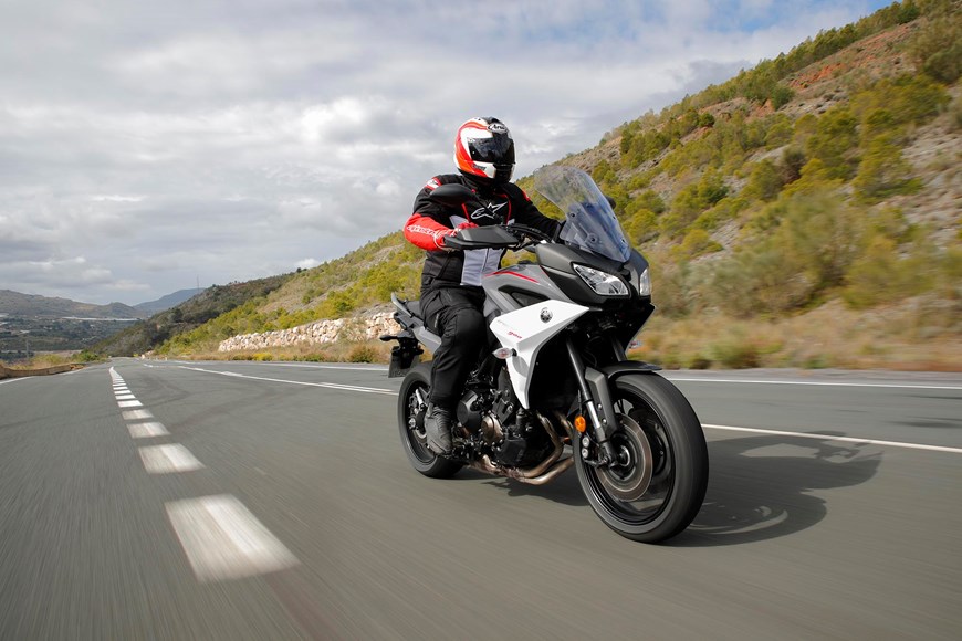 YAMAHA TRACER 900 (2018-2020) Review | Specs & Prices