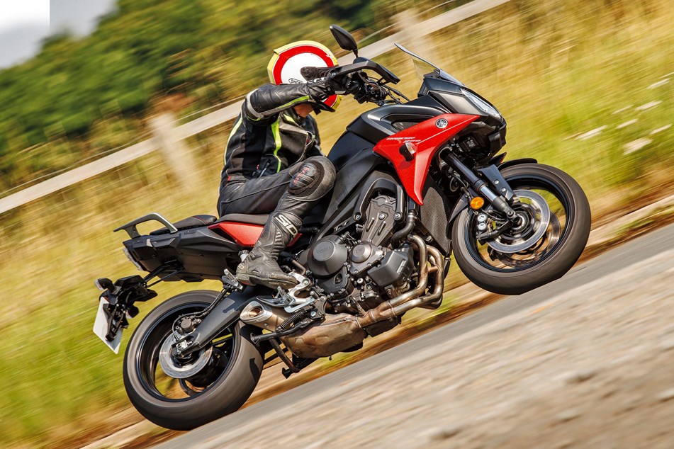 YAMAHA TRACER 900 (2018-2020) Review | Specs & Prices