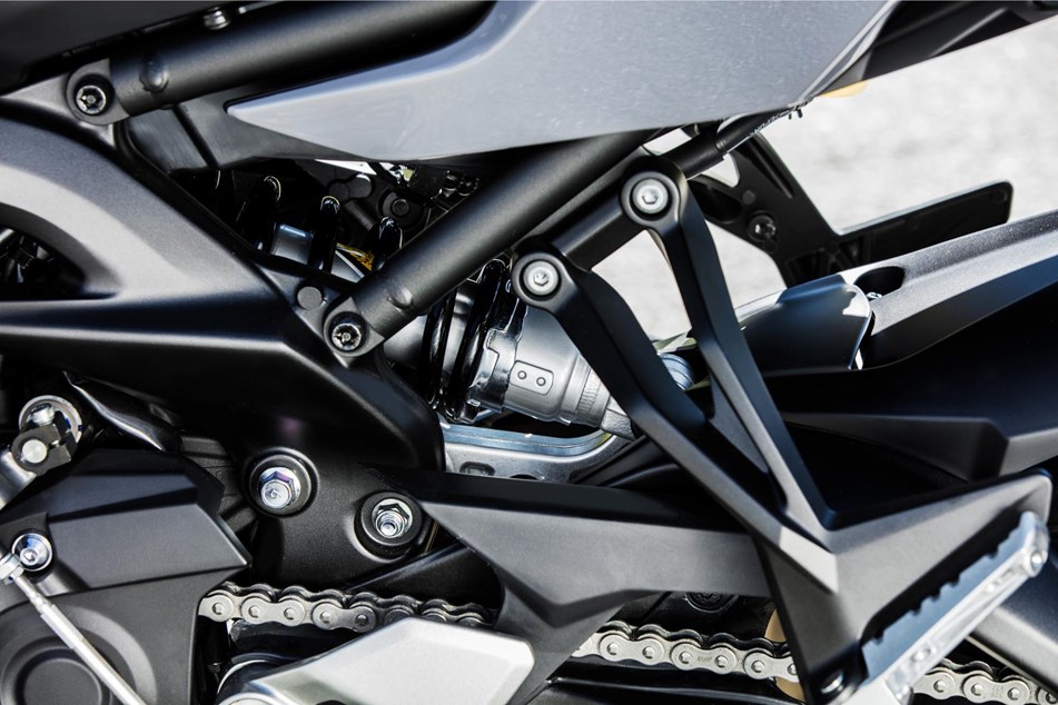YAMAHA TRACER 900 (2018-2020) Review | Specs & Prices