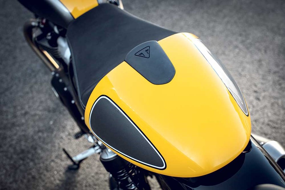 TRIUMPH STREET CUP (2017-2020) Review | Specs & Prices | MCN