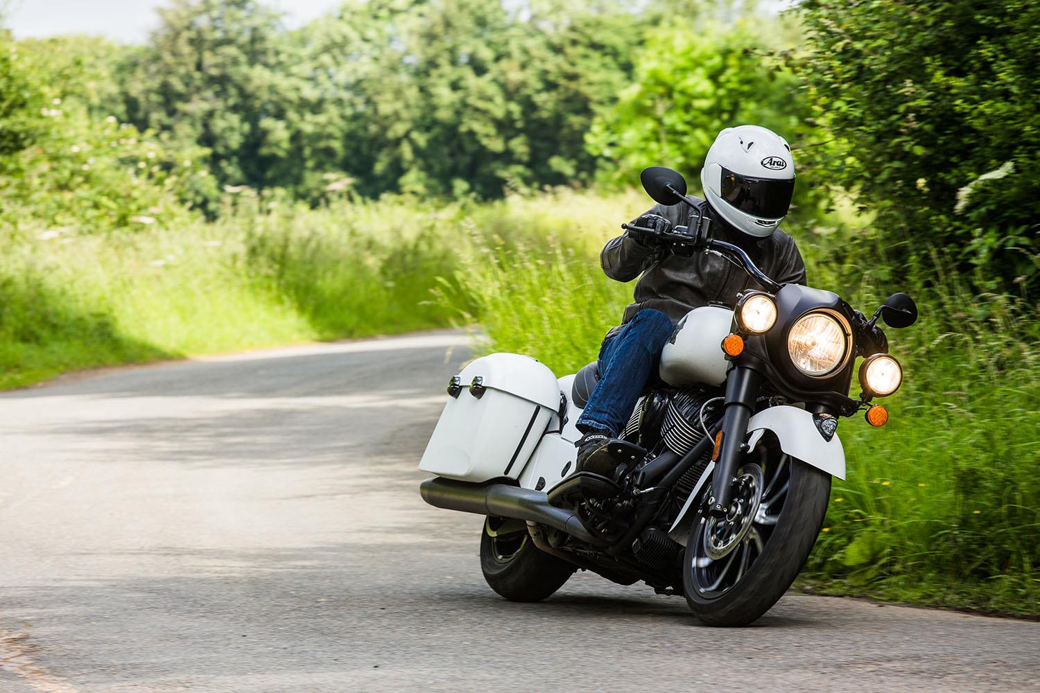 INDIAN SPRINGFIELD DARK HORSE (2019-on) Review