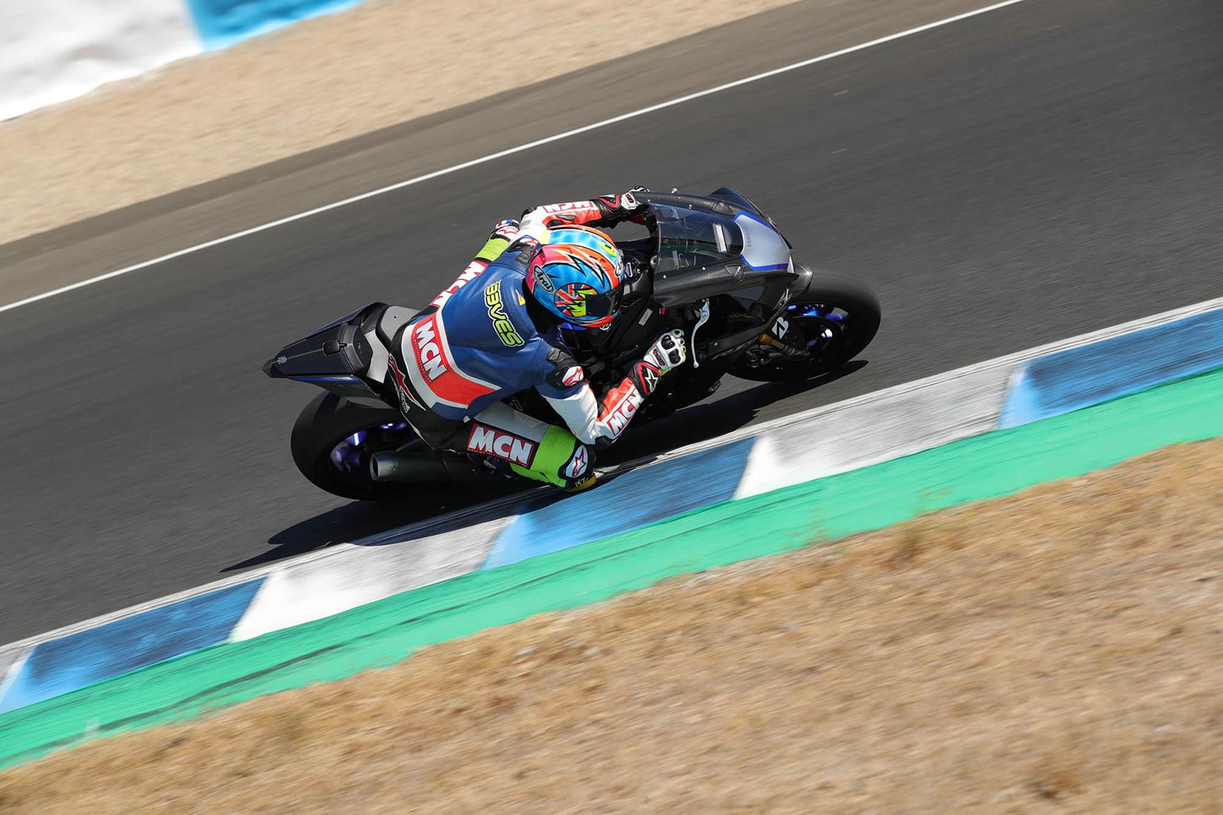 YAMAHA R1M (2020 - on) Review | MCN