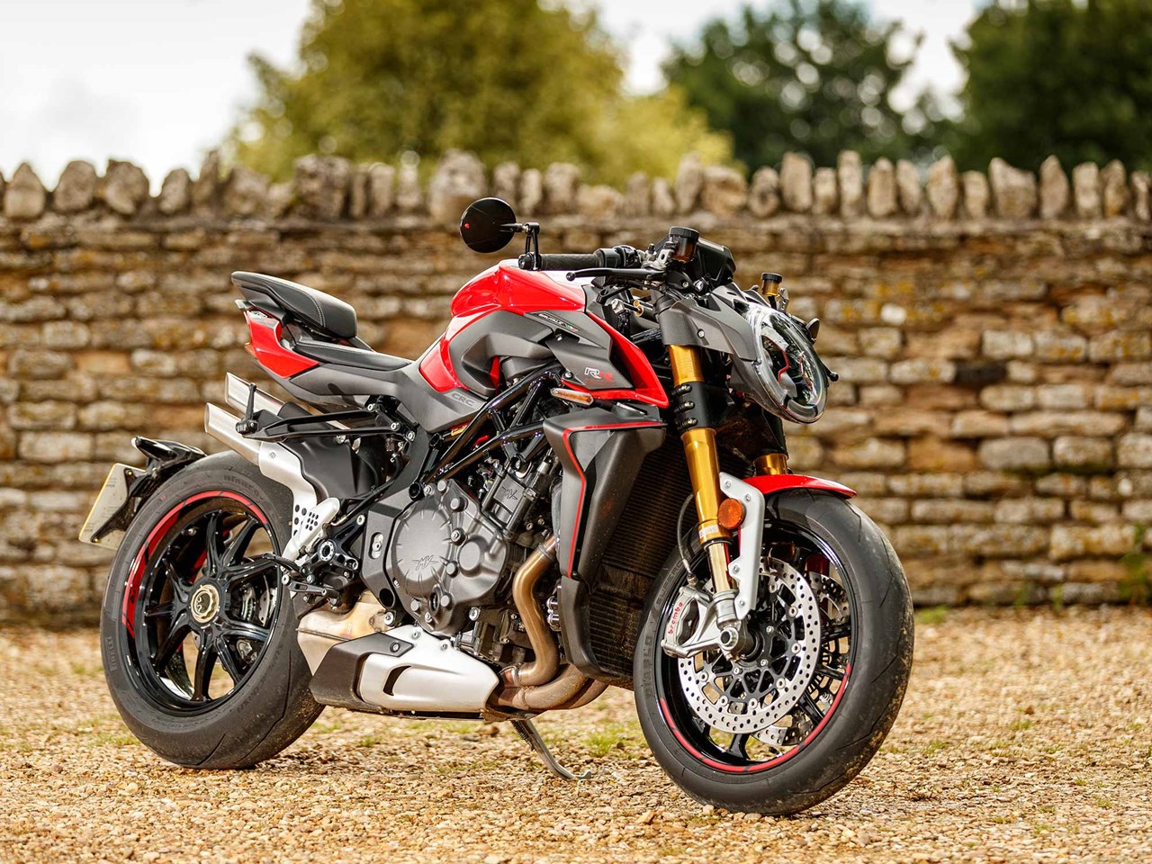 MV-AGUSTA BRUTALE 1000 RR (2020 - on) Review | MCN