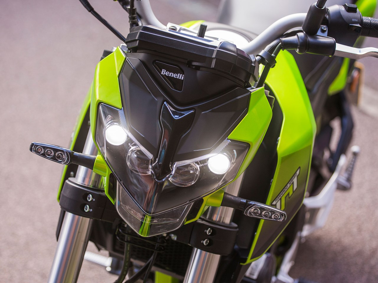 Benelli TNT 125 2020 On Review MCN Benelli TNT 125 2020 On Review MCN