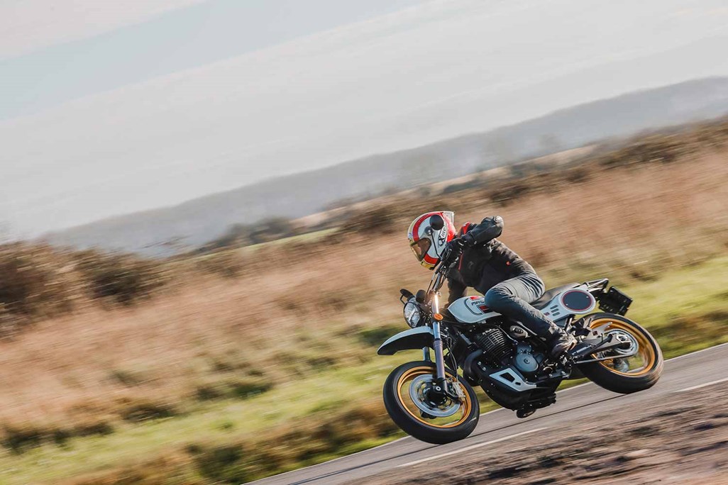 MASH X-RIDE CLASSIC 650 (2020 - on) Review | MCN