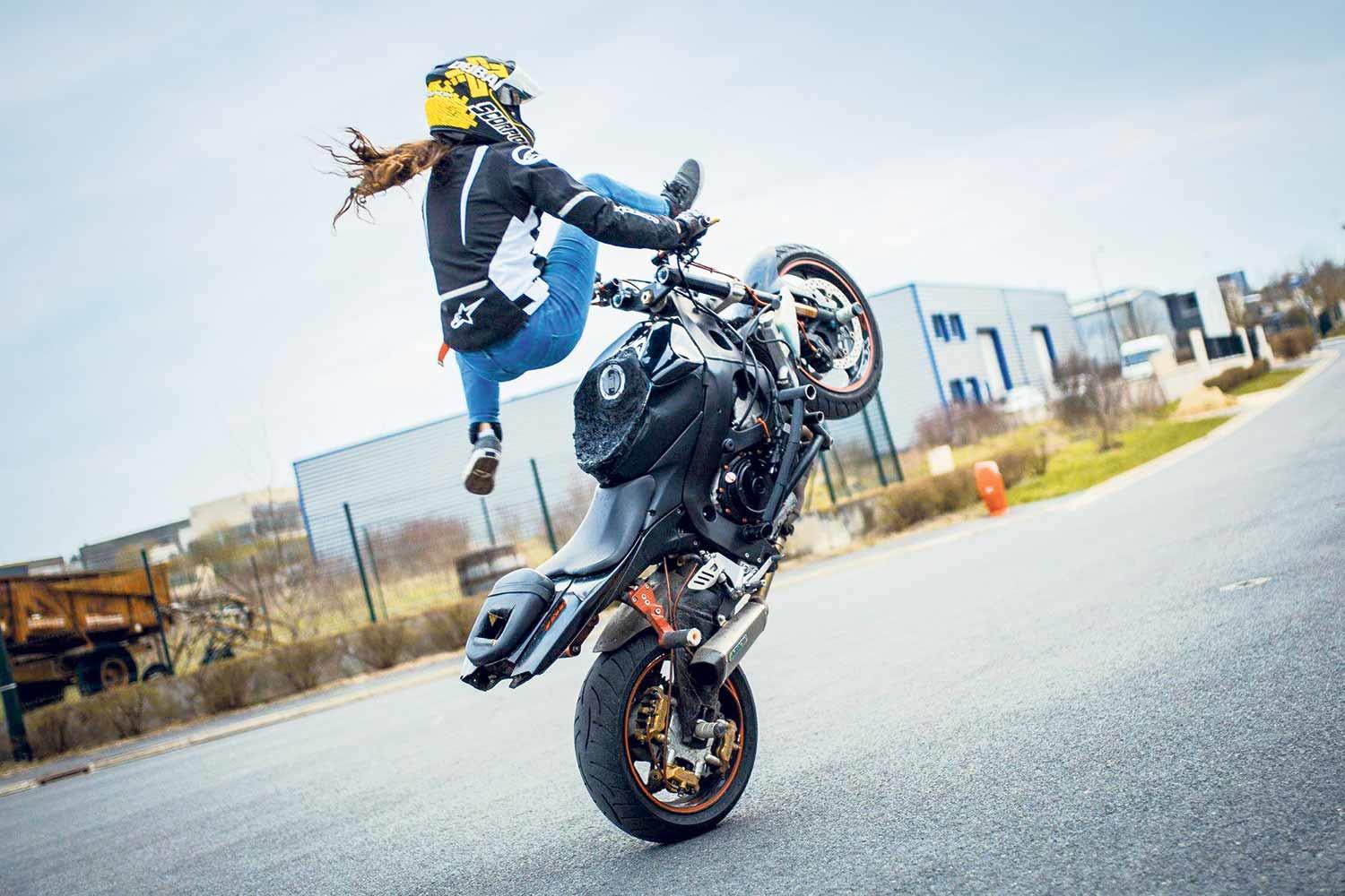 Motorcycle Stunt School Uk | Reviewmotors.co