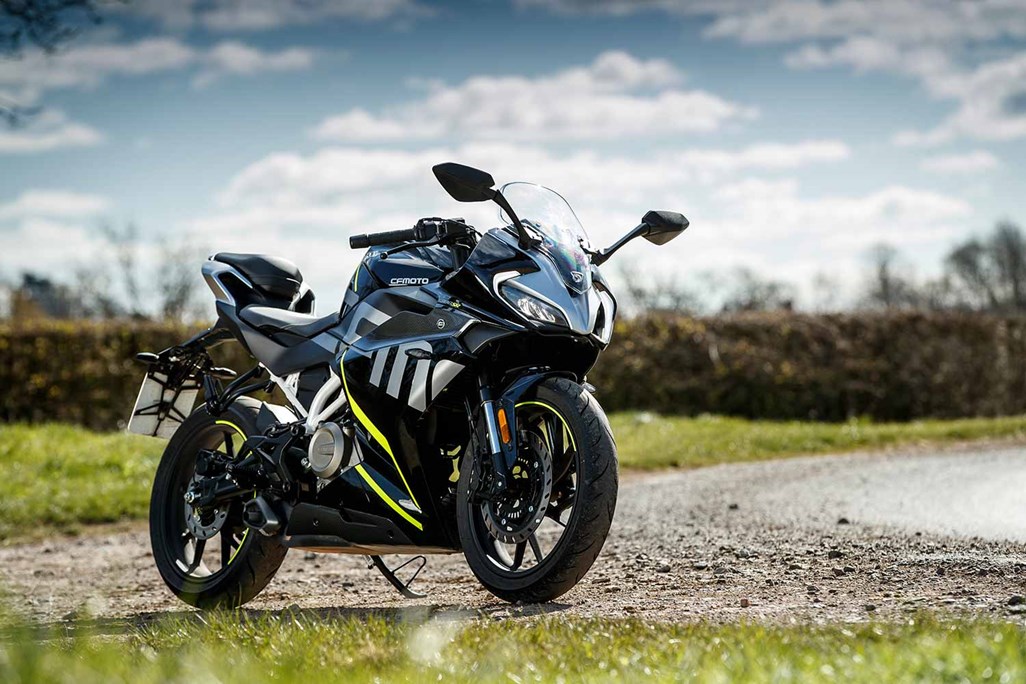 CF MOTO 300SR (2021 - on) Review | MCN