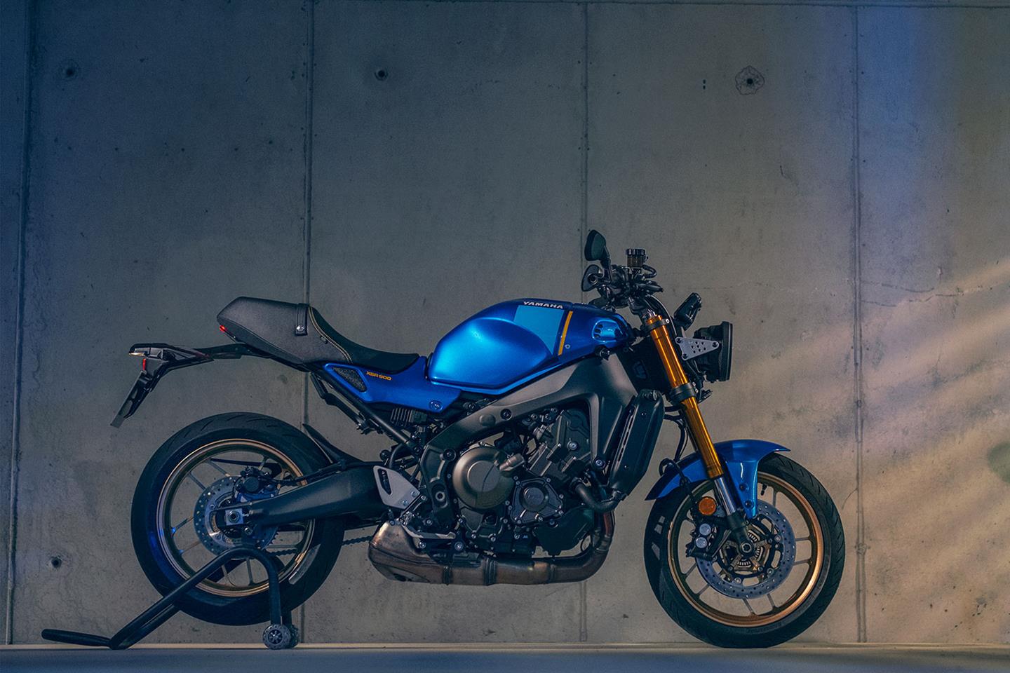 Rebooted Yamaha XSR900 retro packs a