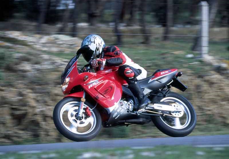 RIEJU RS1 (1997-2004) Review | Speed, Specs & Prices | MCN