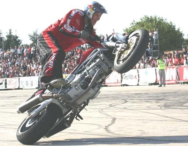 Moto1 line-up expands | MCN