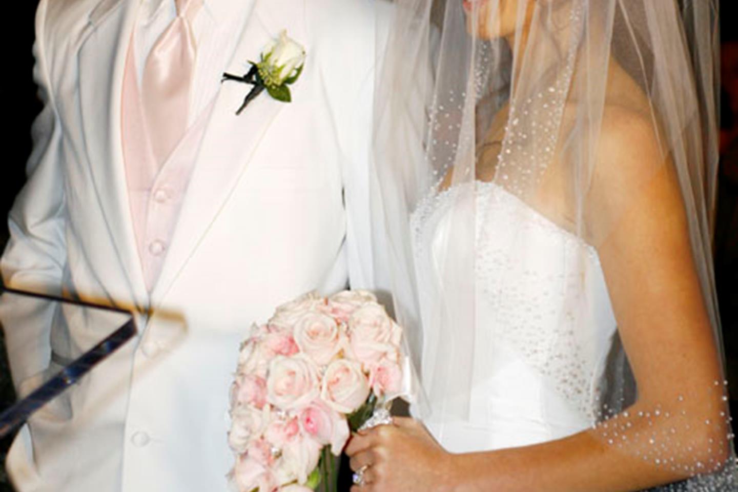 MotoGP: Kawasaki's John Hopkins ties the knot | MCN