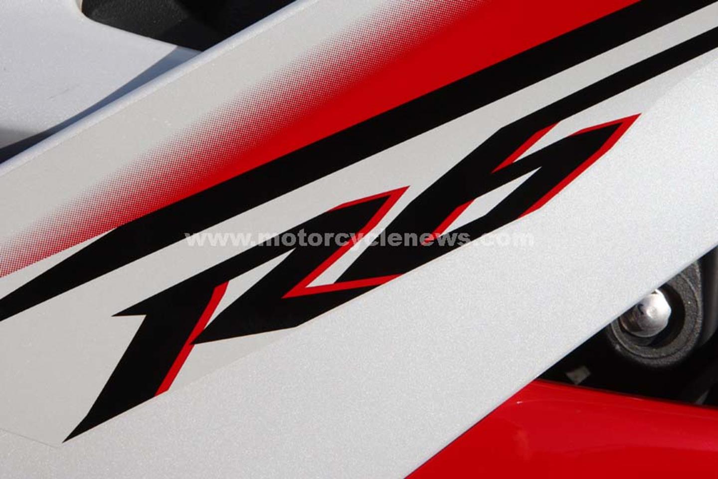 Gallery: 08 R6 v 07 R6 | MCN