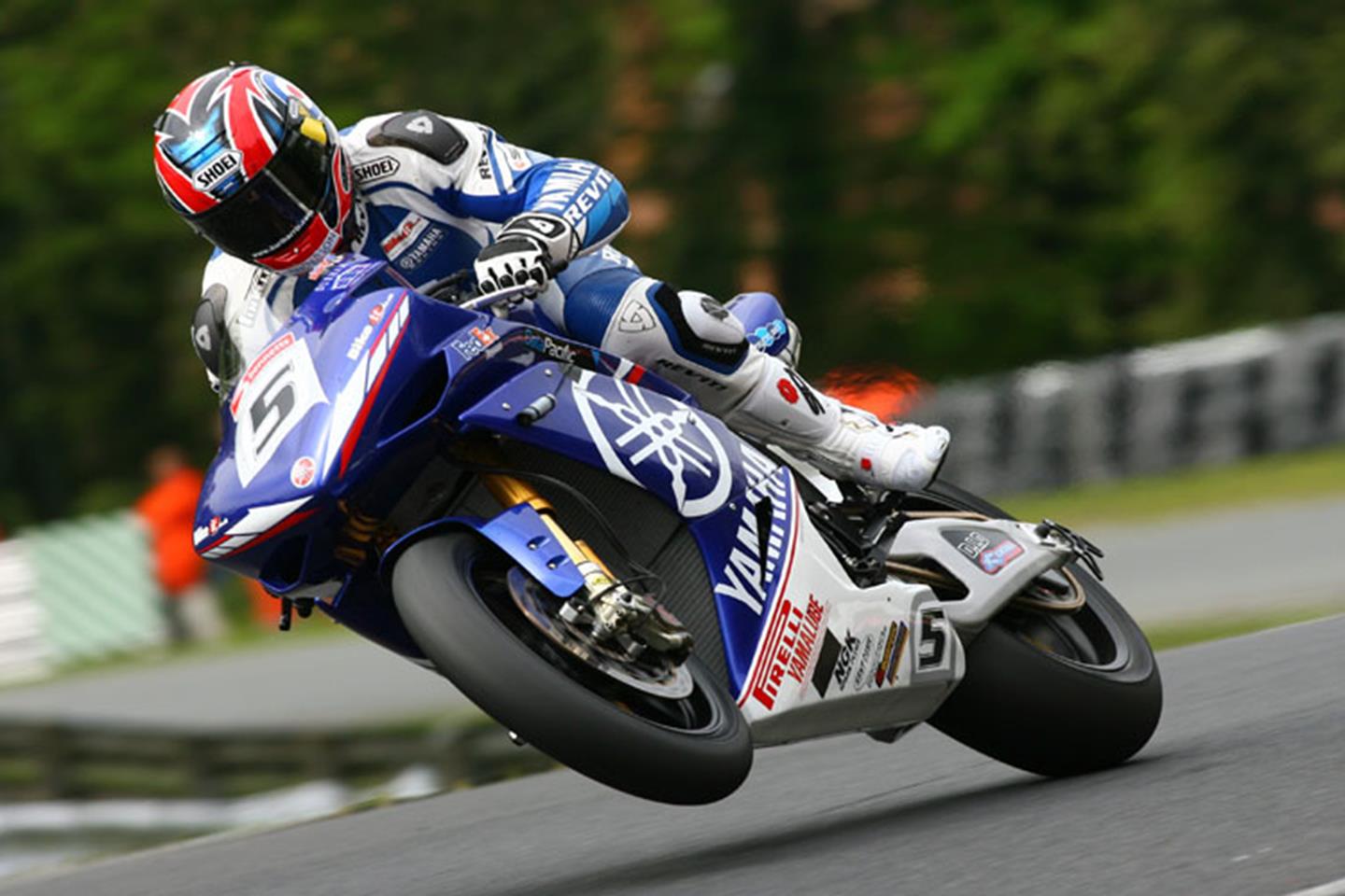 Oulton Park British Superbikes: Karl Harris takes BSB first blood | MCN
