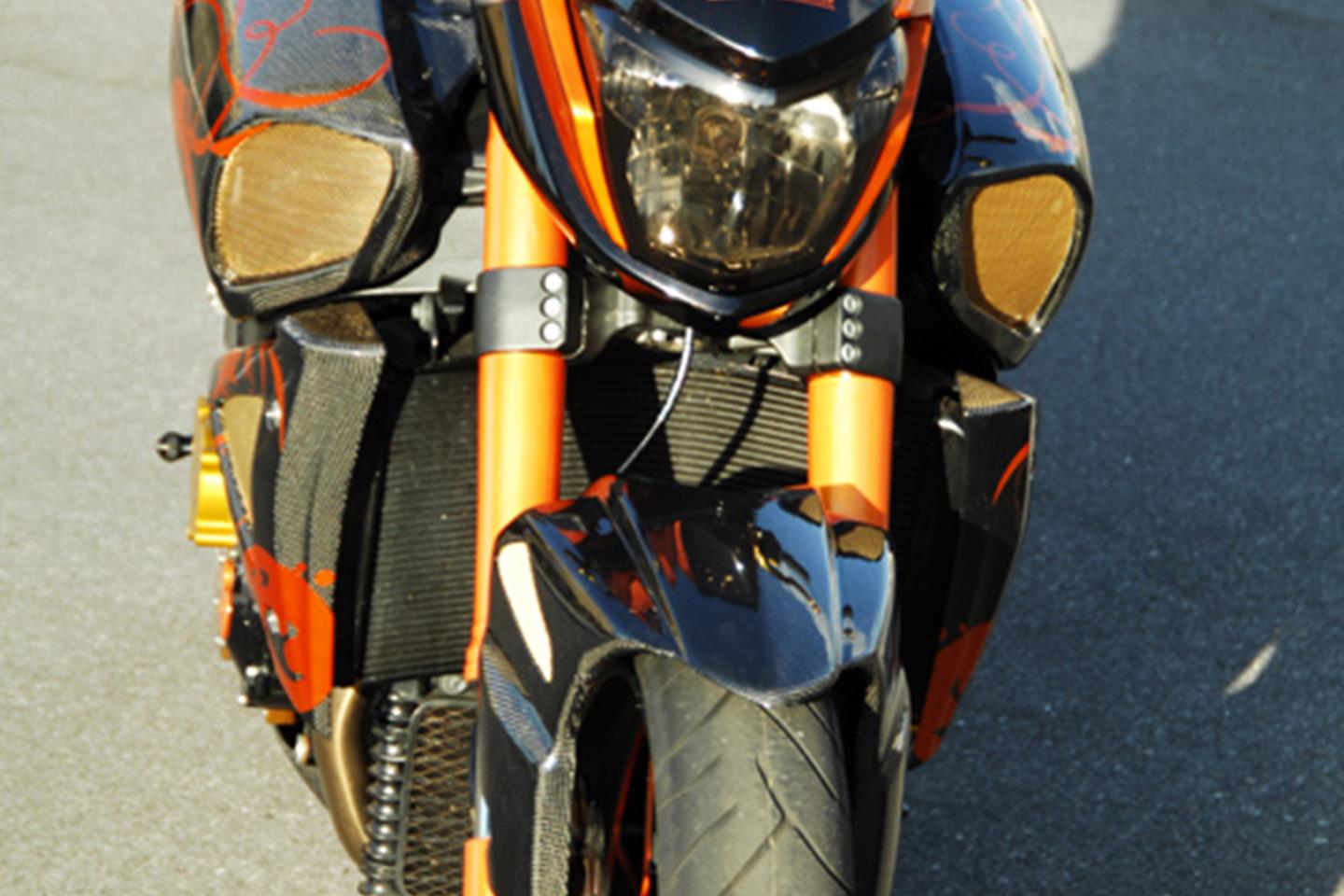 Are these the ultimate R1 and B-King customs? | MCN