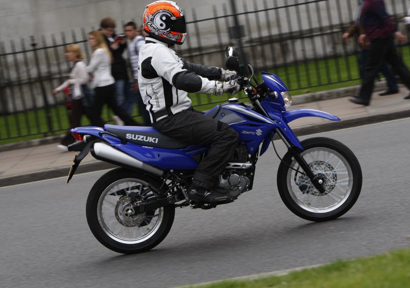 SUZUKI DR125SM (2008-2012) Review | Speed, Specs & Prices | MCN
