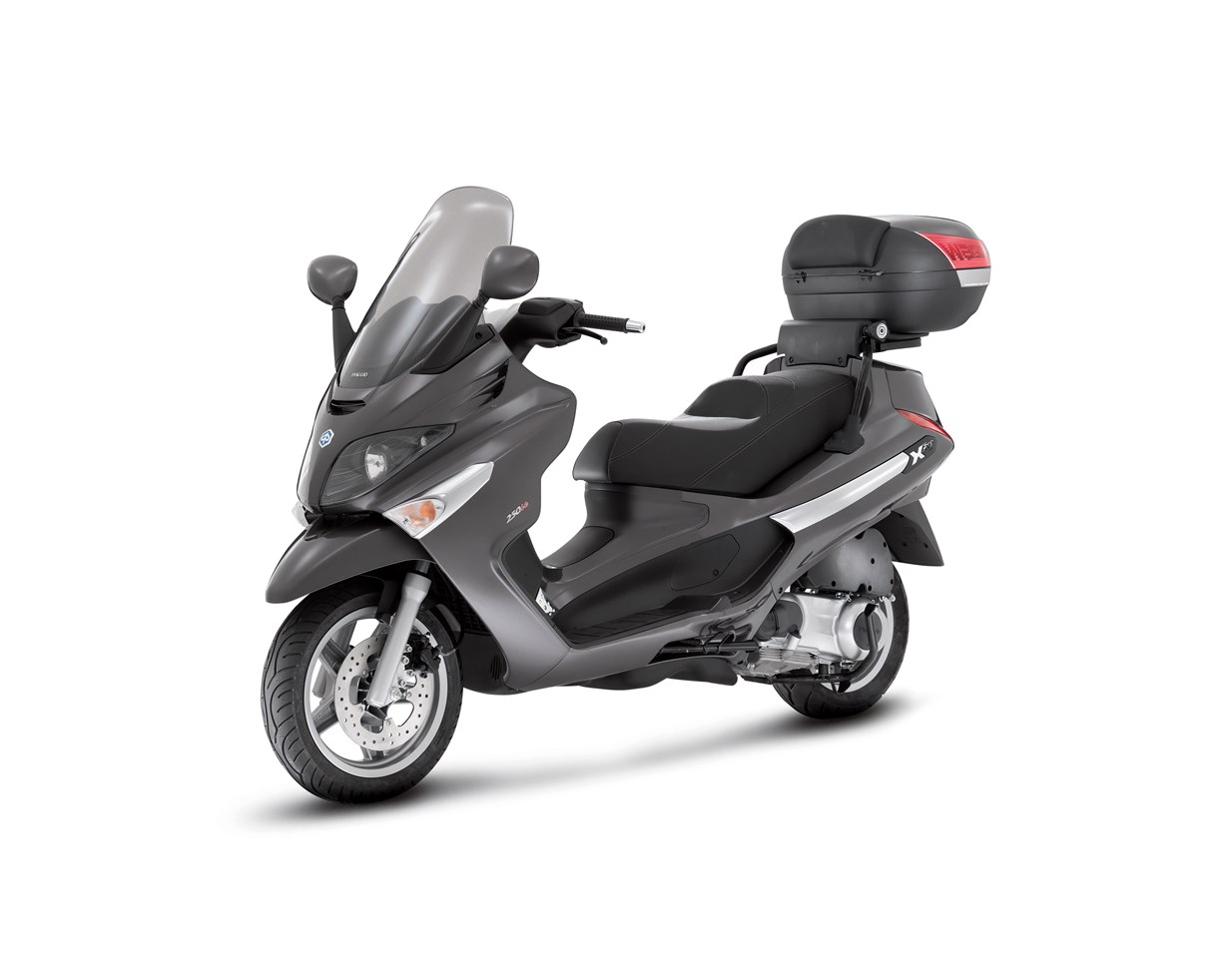 Piaggio top cases for scooters | MCN