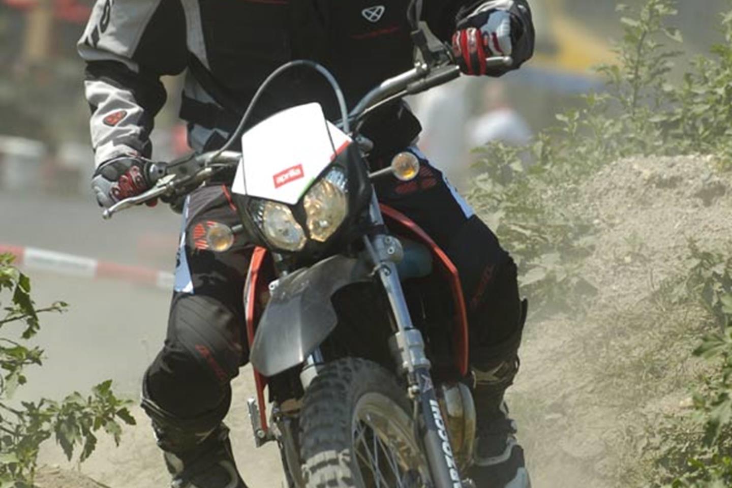 APRILIA RX50 (2006-2012) Review | Speed, Specs & Prices | MCN