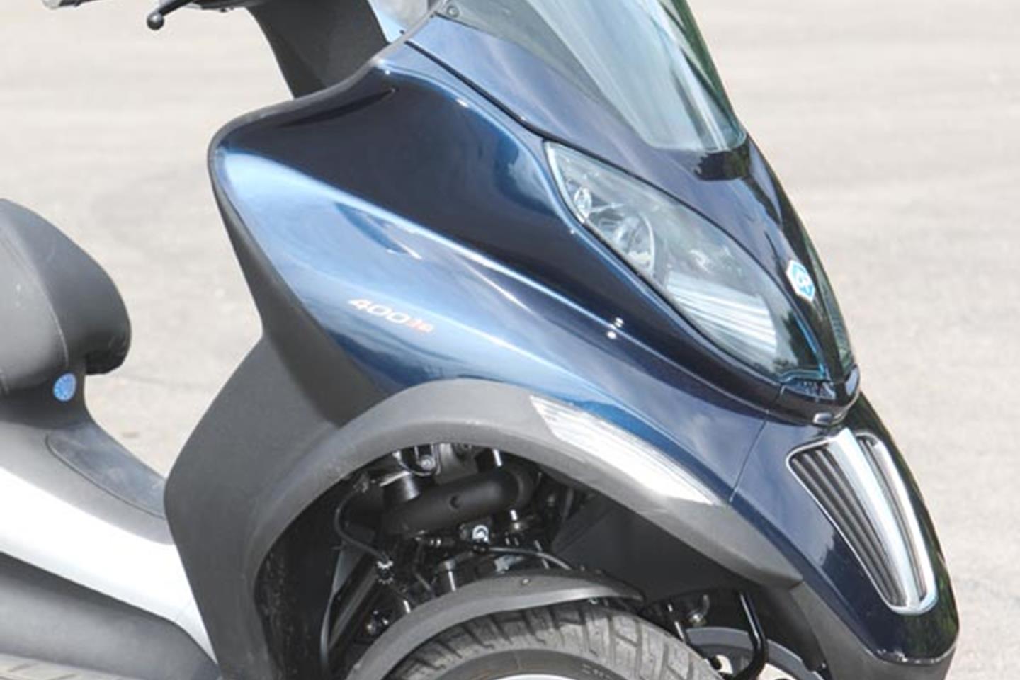 PIAGGIO MP3 400 (2008-on) Review | Speed, Specs & Prices | MCN