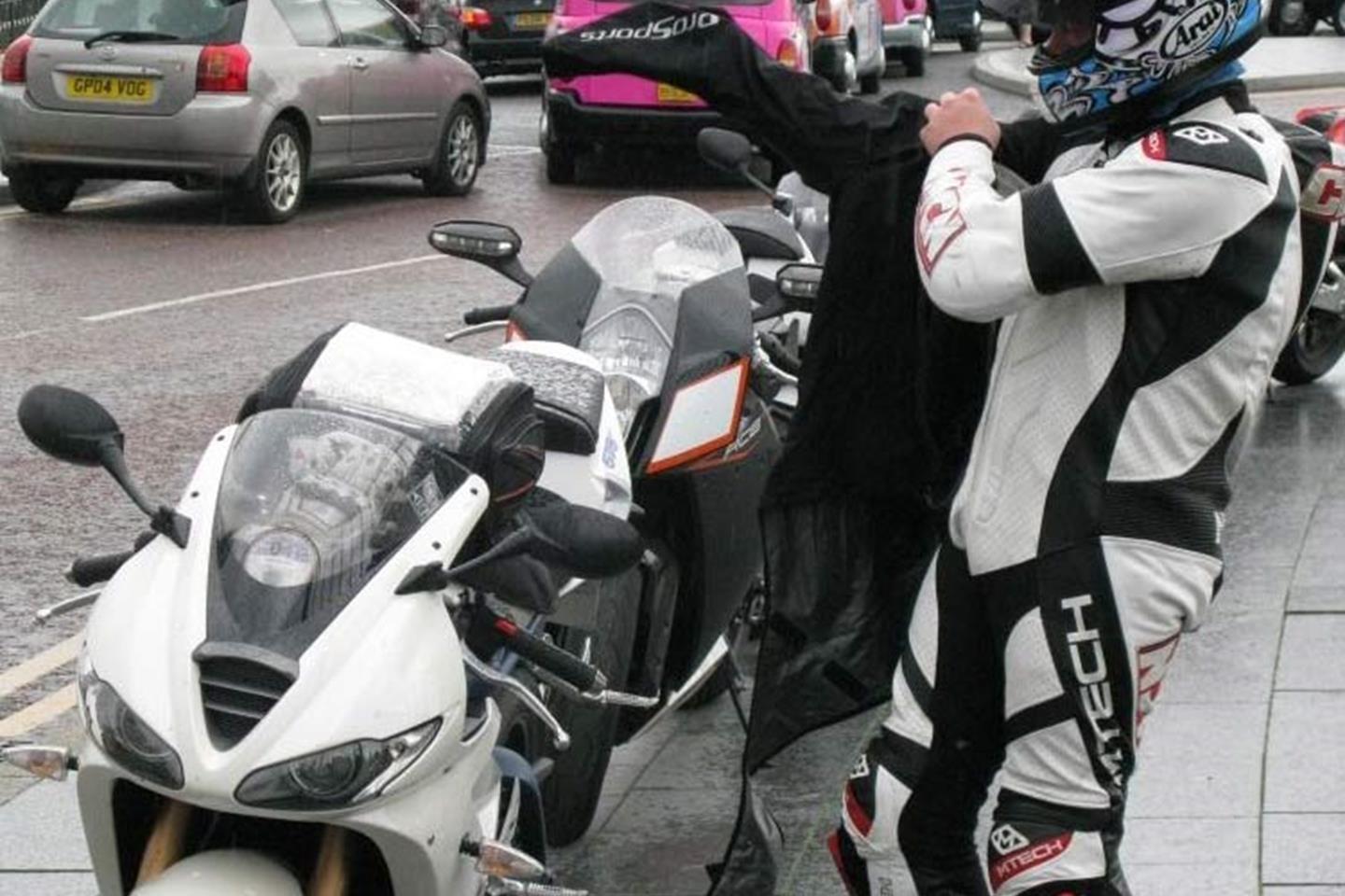 Kit: Buying waterproofs | MCN