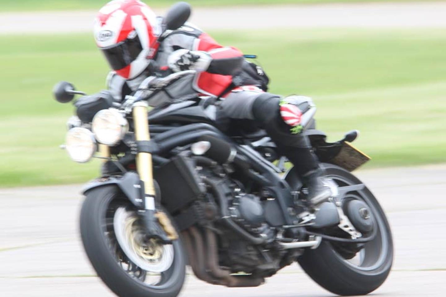 TTS Triumph Speed Triple - first ride | MCN