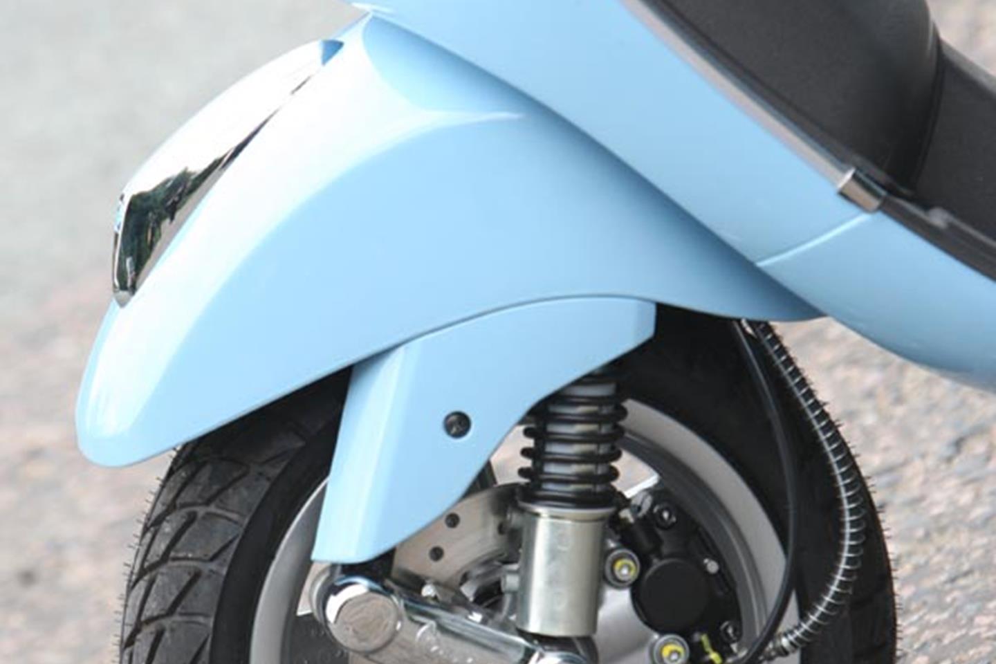 PIAGGIO VESPA LX50 (2005-on) Review | Specs & Prices | MCN