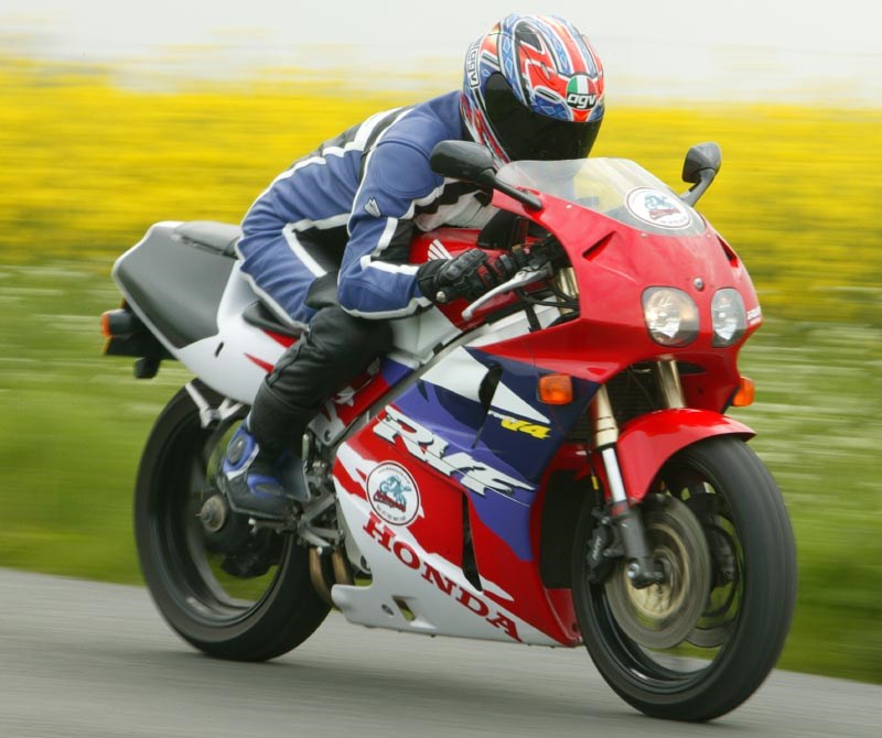 HONDA RVF400 (1994-1996) Review | Speed, Specs & Prices | MCN