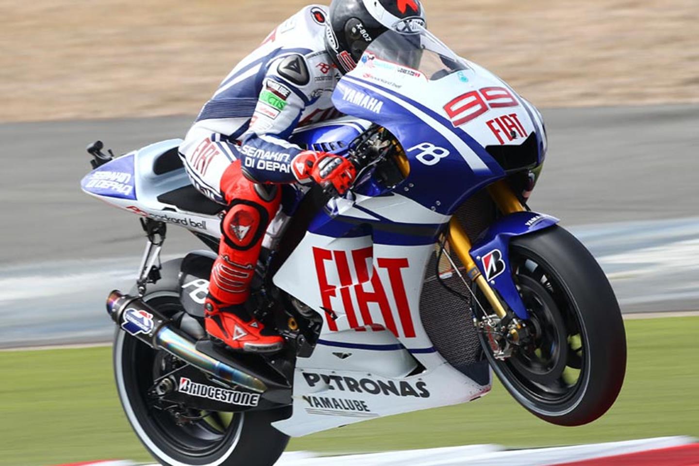British MotoGP: Jorge Lorenzo romps to Silverstone success | MCN