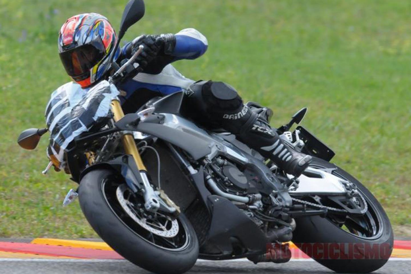 Video: New Aprilia RSV4 Tuono spotted on track again | MCN