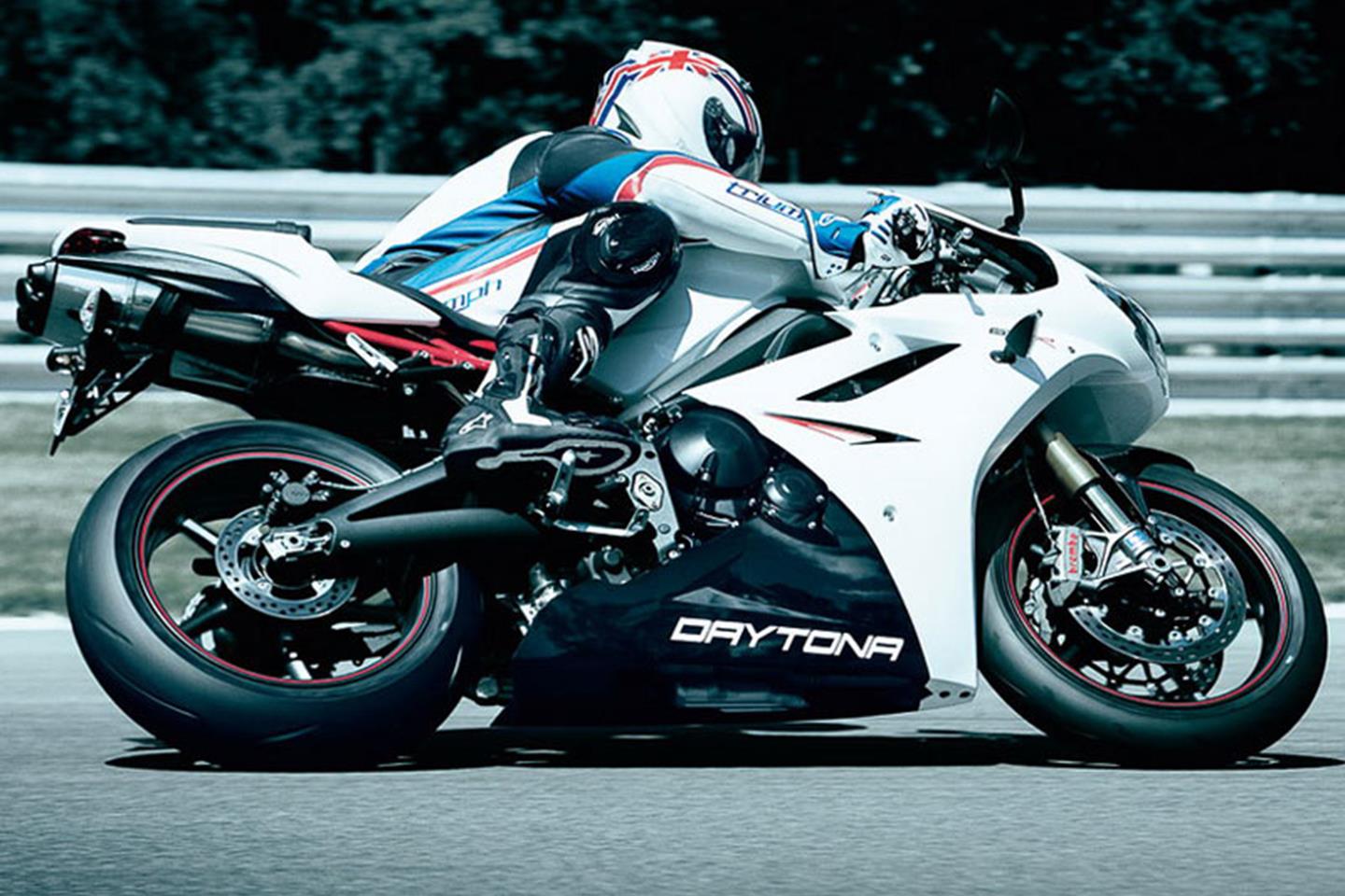 2011 Triumph Daytona 675R official pictures | MCN