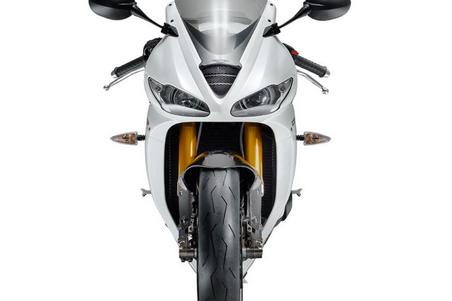 2011 Triumph Daytona 675R official pictures | MCN