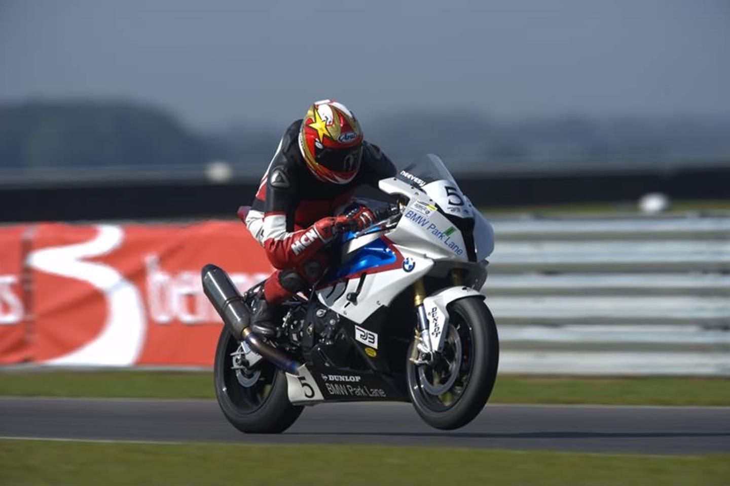 Bennetts ultimate track day! | MCN