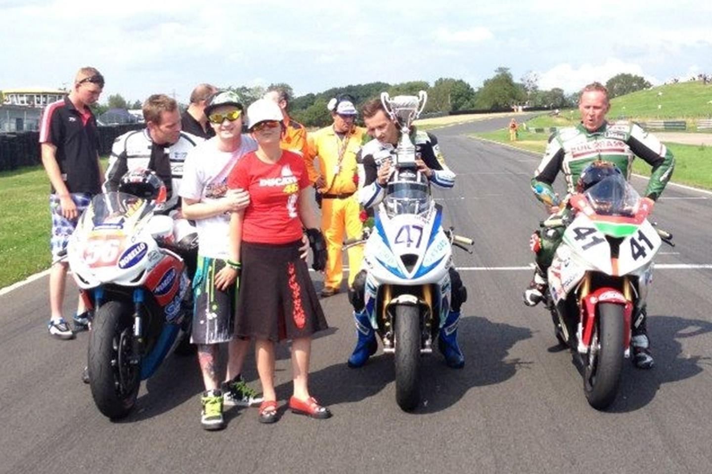 Presenting Richard Cooper with his trophy | MCN