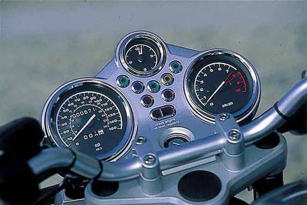 BMW R1150R (2001-2006) Review | Speed, Specs & Prices | MCN