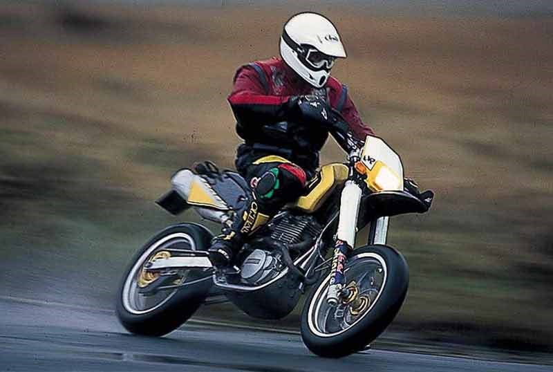 CCM 604 DUAL SPORT (1998-2002) Review, Specs & Prices | MCN