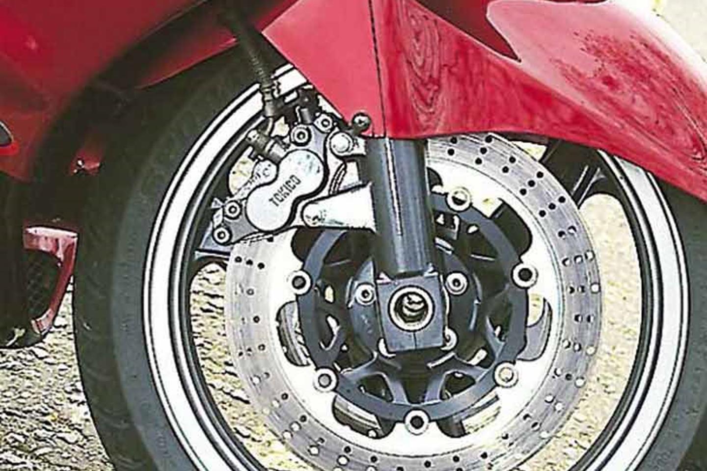 KAWASAKI ZZR1100 (1990-1997) Review | Specs & Prices | MCN