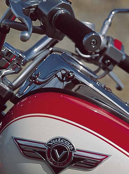 KAWASAKI VN800 CLASSIC (1996-2004) Motorcycle Review | MCN